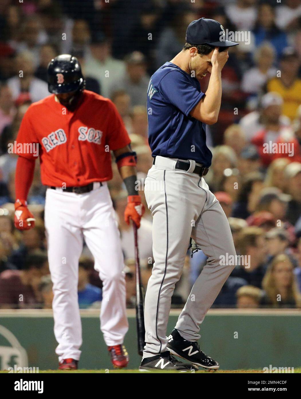 Seattle Mariners relief pitcher Nick Rumbelow walks back to the mound ...