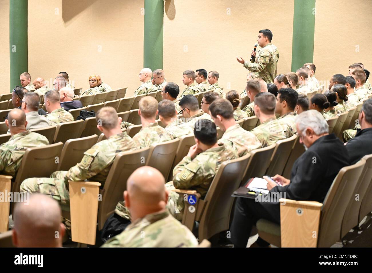 Maj gen kenneth kamper hi-res stock photography and images - Alamy