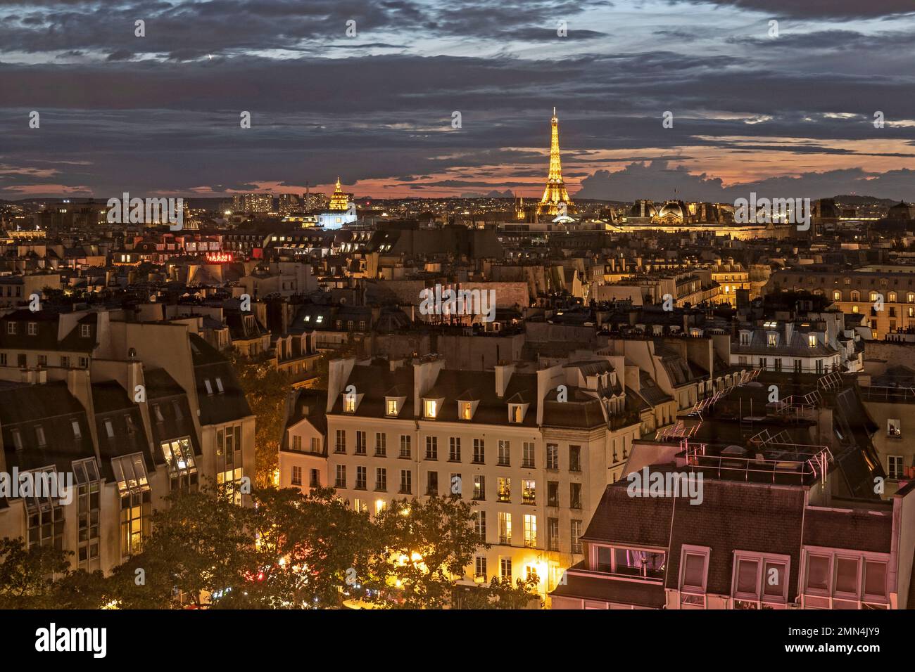 France, Paris, Panoramic night view of Paris from the Pompidou Centre ...