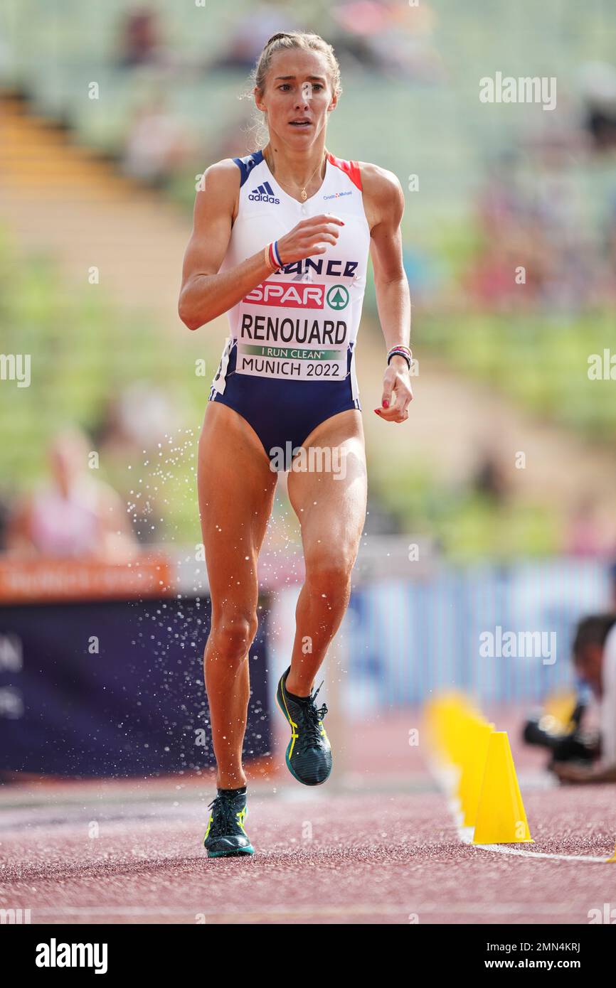 Flavie RENOUARD participating in the 3000m steeplechase of the European ...