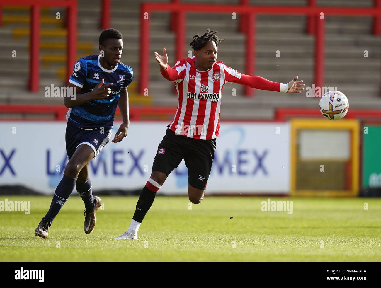 Brentford b v middlesbrough hi-res stock photography and images - Alamy