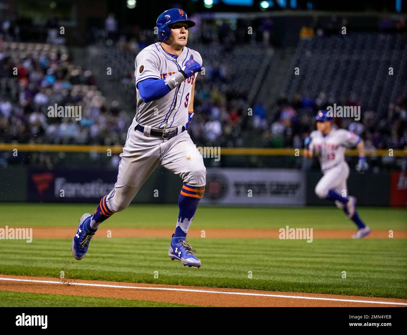 New York Mets' Brandon Nimmo (9) runs home to score on a Todd Frazier sacrifice fly during the ...
