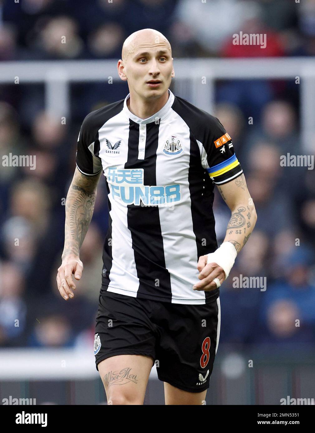 Shelvey nottingham forest hi-res stock photography and images - Alamy