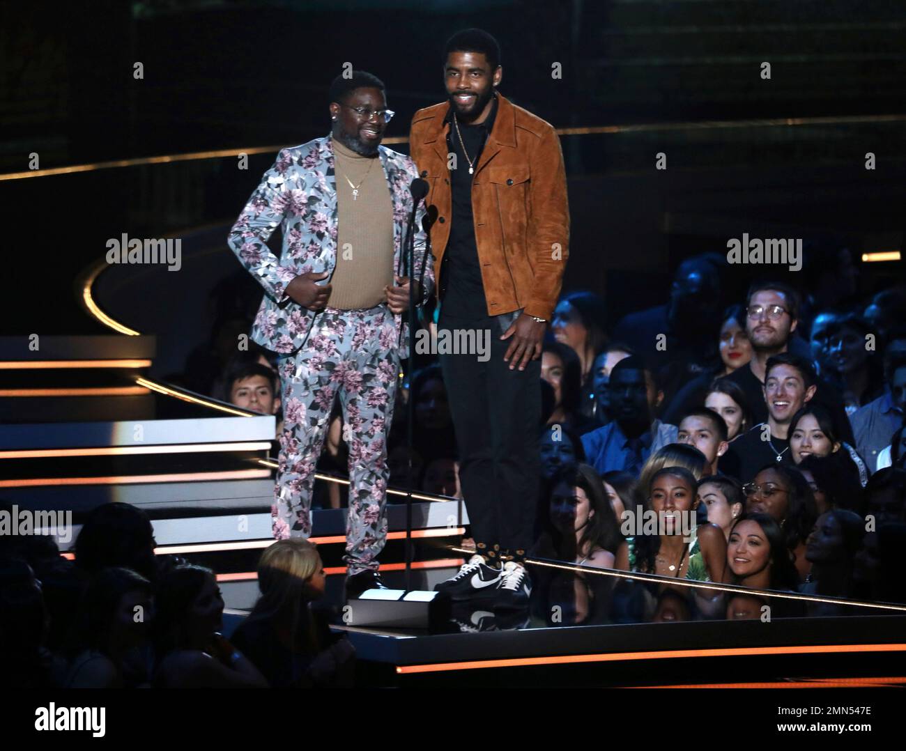 Lil Rey Howery, left, and Kyrie Irving present the most frightened ...