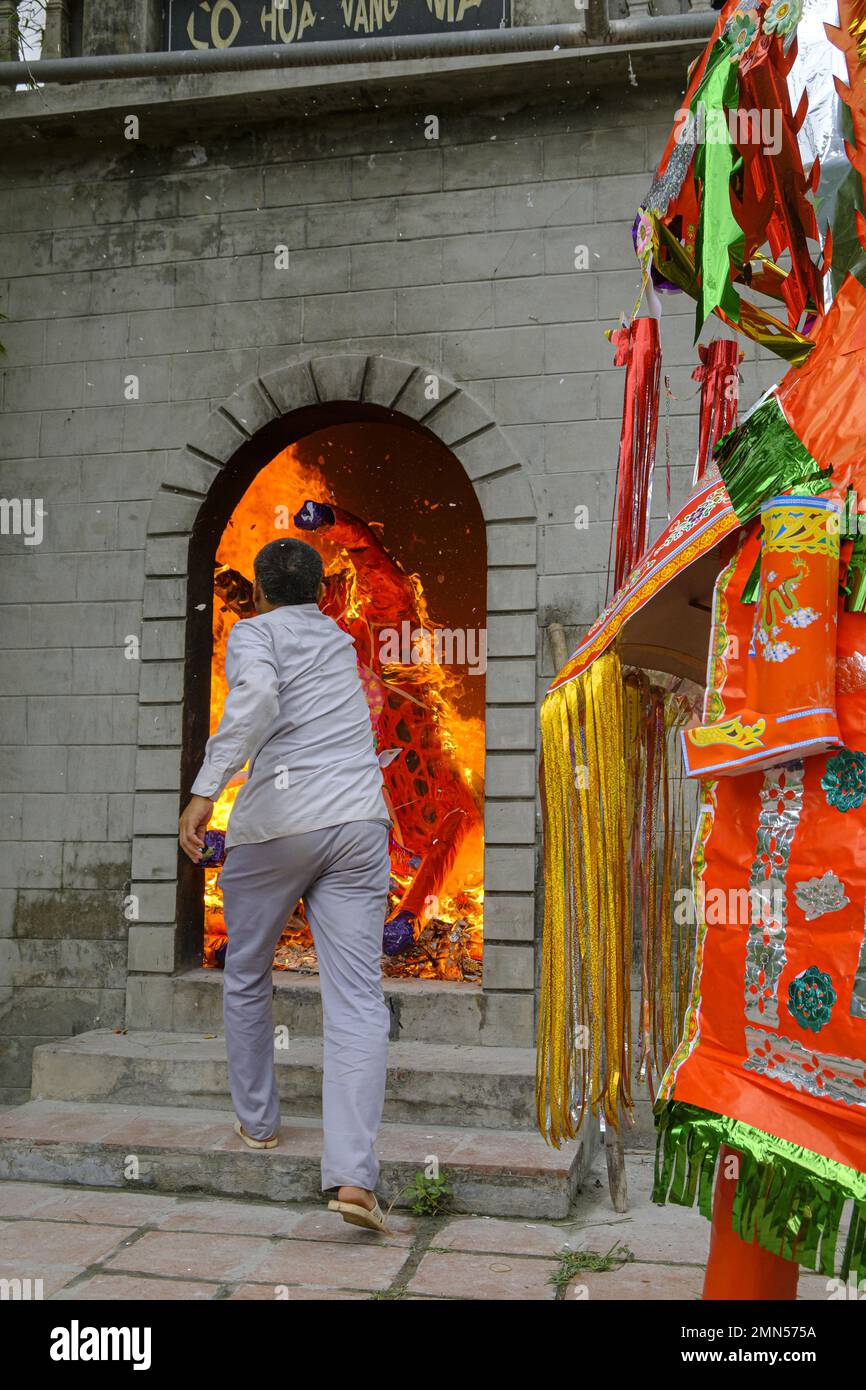 Coc ceremony hi-res stock photography and images - Alamy