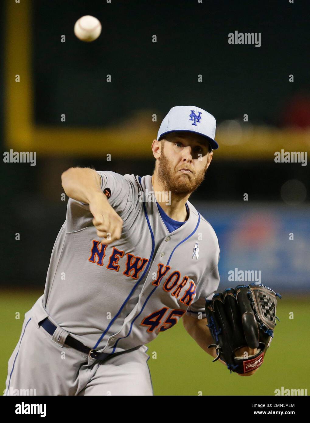 New York Mets starting pitcher Zack Wheeler (45) in the first inning ...