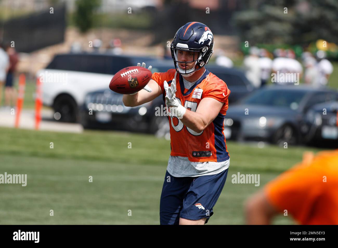 Denver Broncos tight end Matt LaCosse (83) takes part in drills at the ...