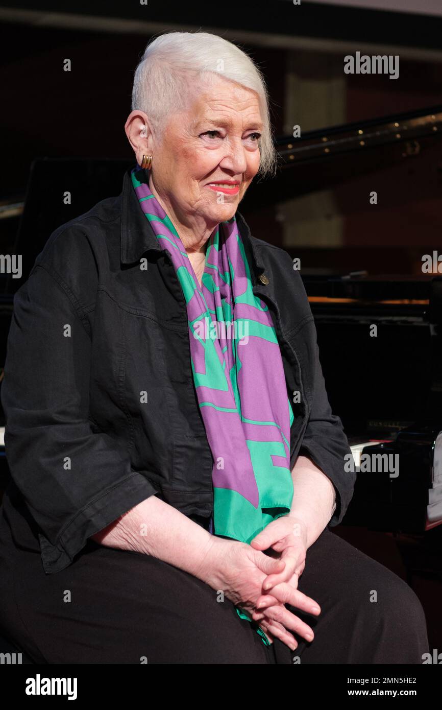 Mocedades portrait session hi-res stock photography and images - Alamy