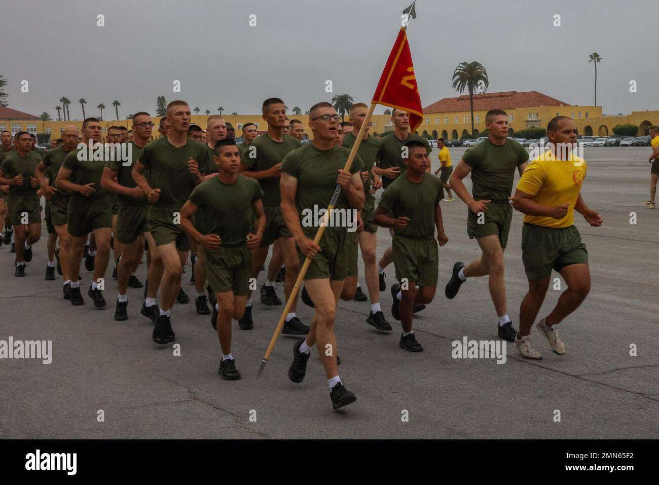 New Marines with Fox Company, 2nd Recruit Training Battalion, run in ...