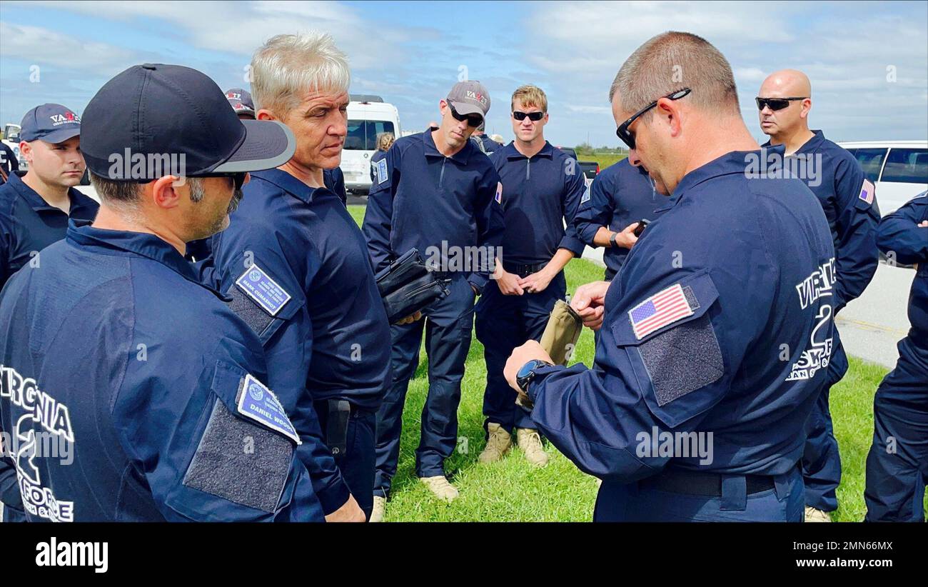 Punta Gorda, FL (September 29, 2022) - FEMA Virginia Task Force 2 ...