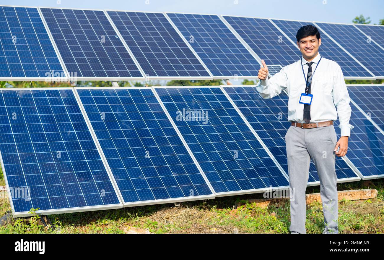 Indian victory sign hi-res stock photography and images - Alamy