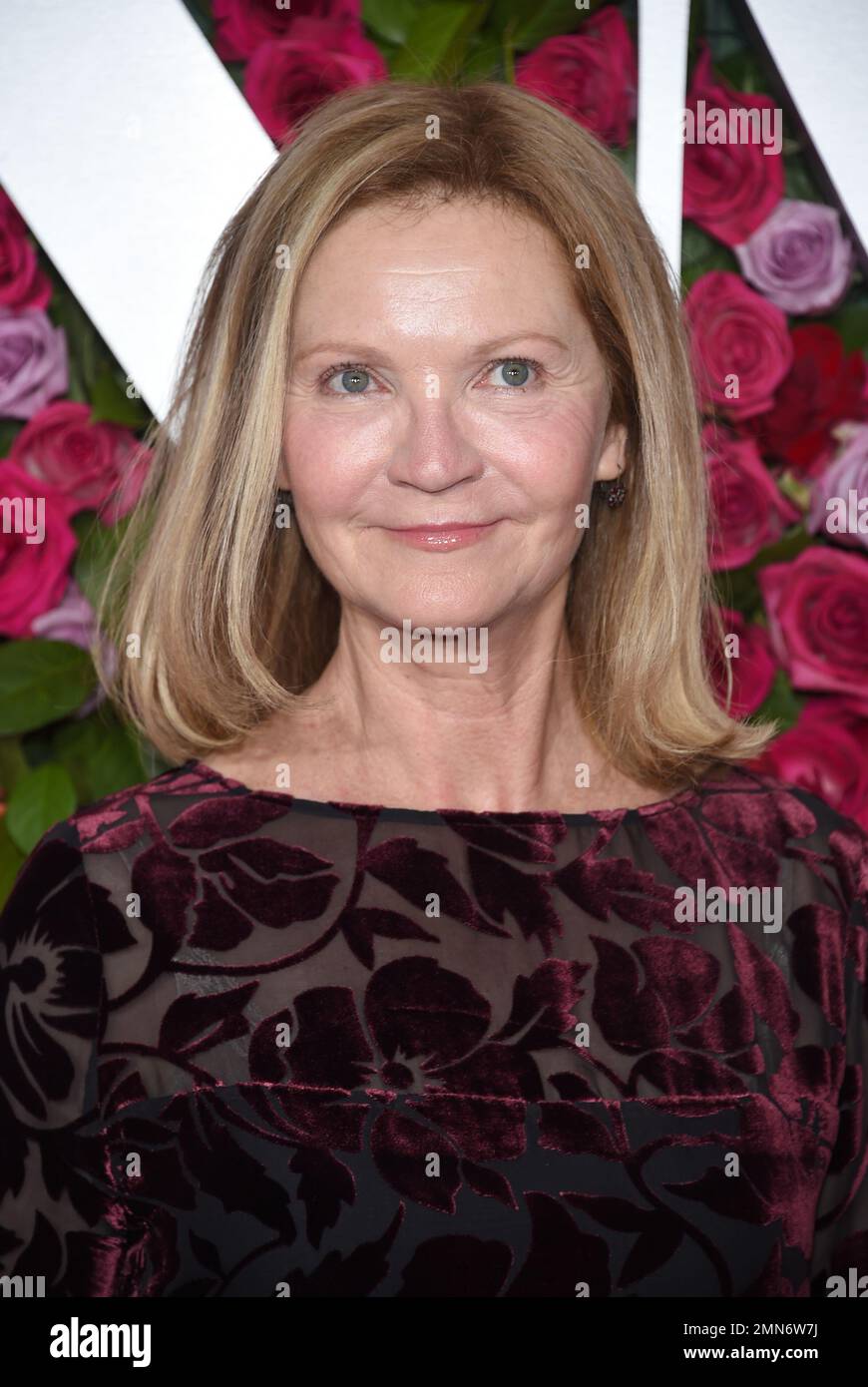 Joan Allen arrives at the 72nd annual Tony Awards at Radio City Music ...
