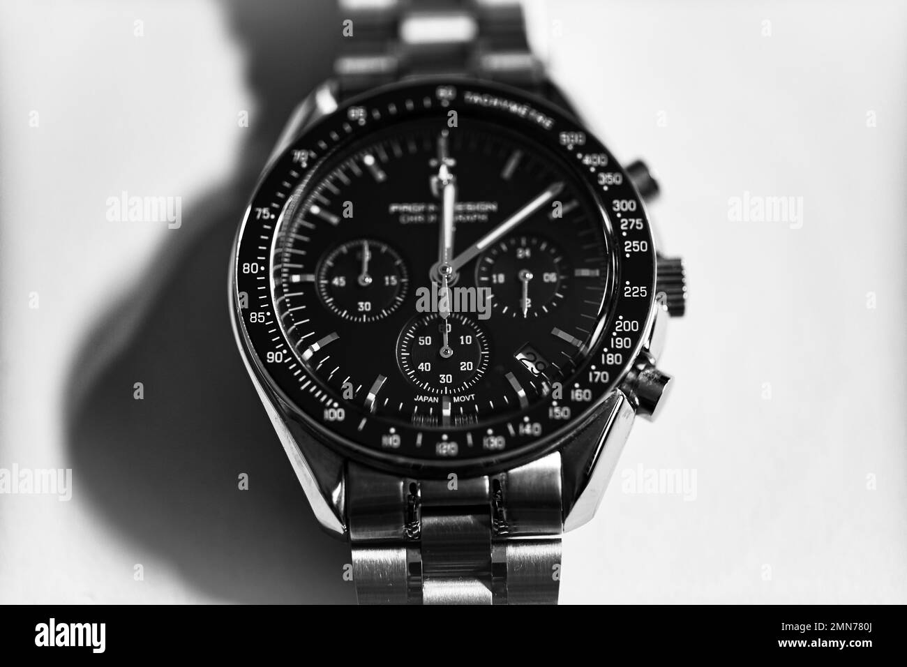 Timepiece precision hi-res stock photography and images - Alamy