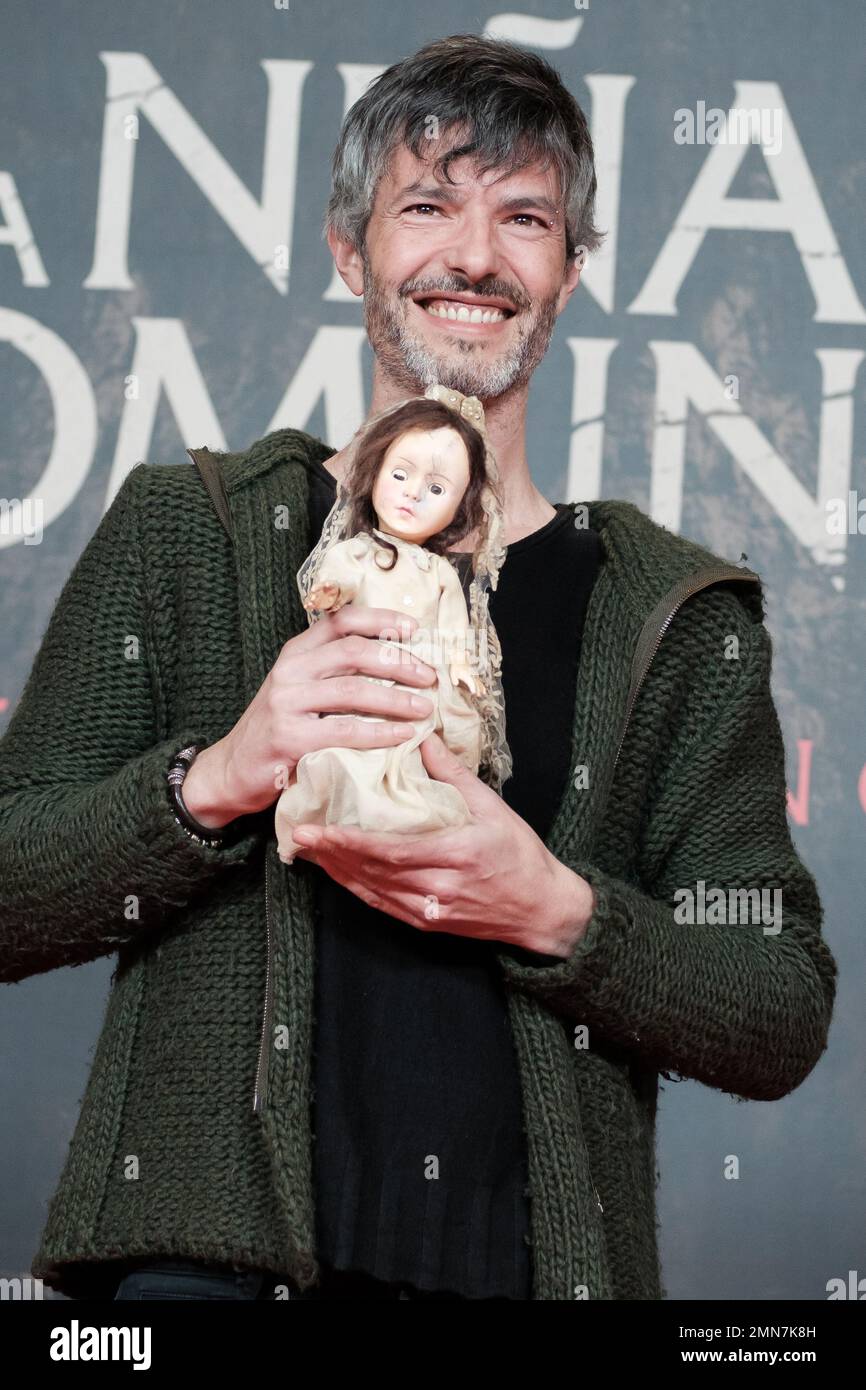 La nina de la communion hi-res stock photography and images - Alamy