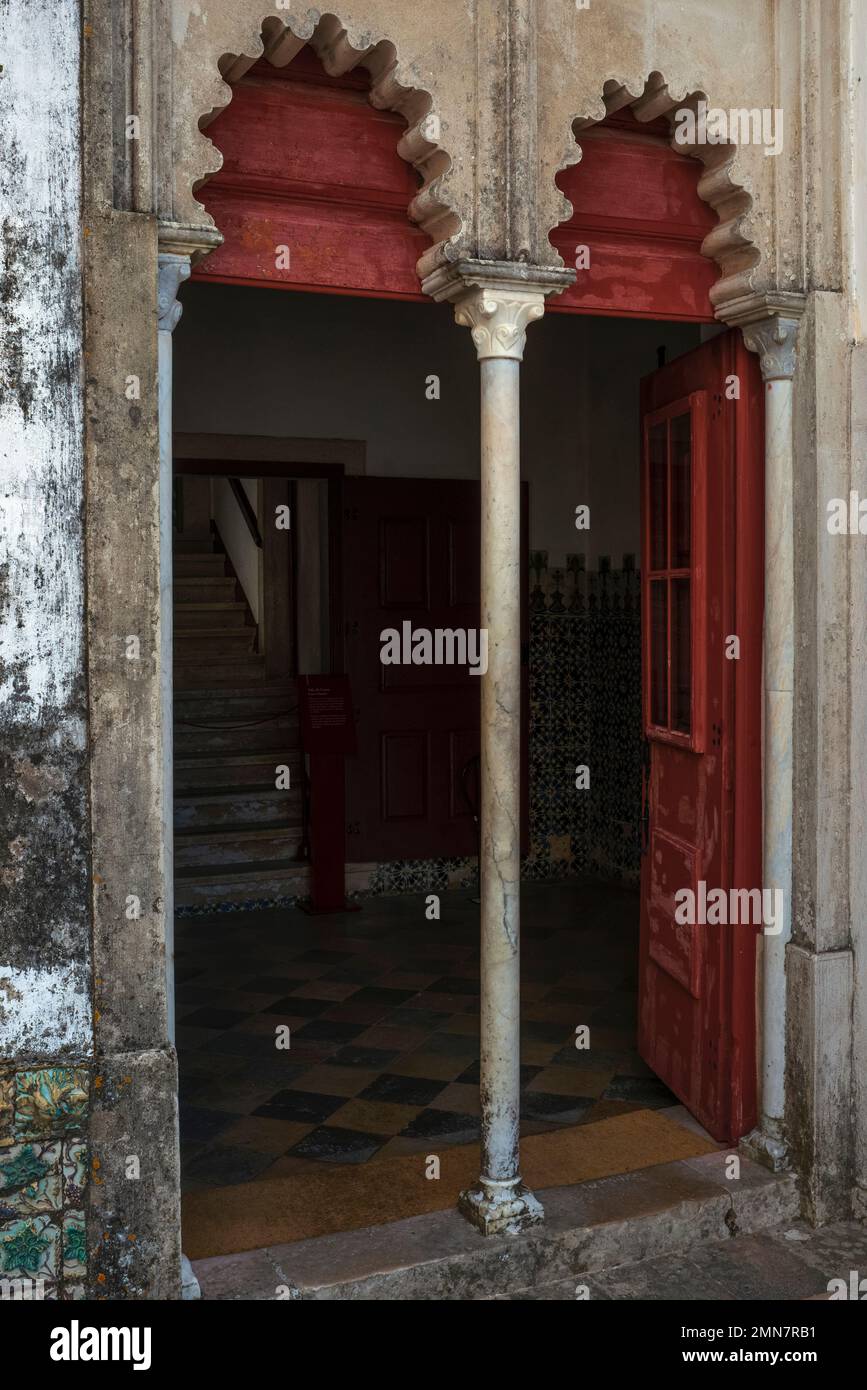 Slender central marble column supports twin Moorish arches in a bifora ...