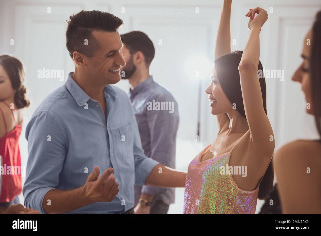 Young woman man dancing club love hi-res stock photography and images ...