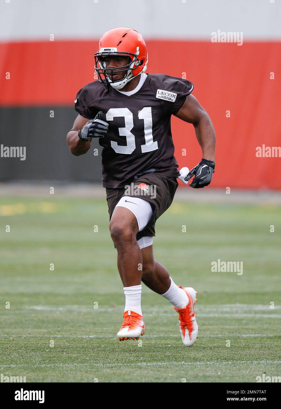 Cleveland Browns running back Nick Chubb runs through special teams ...