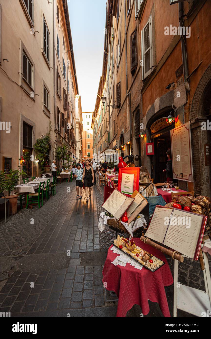 Street Scene, Rome, Italy Stock Photo - Alamy