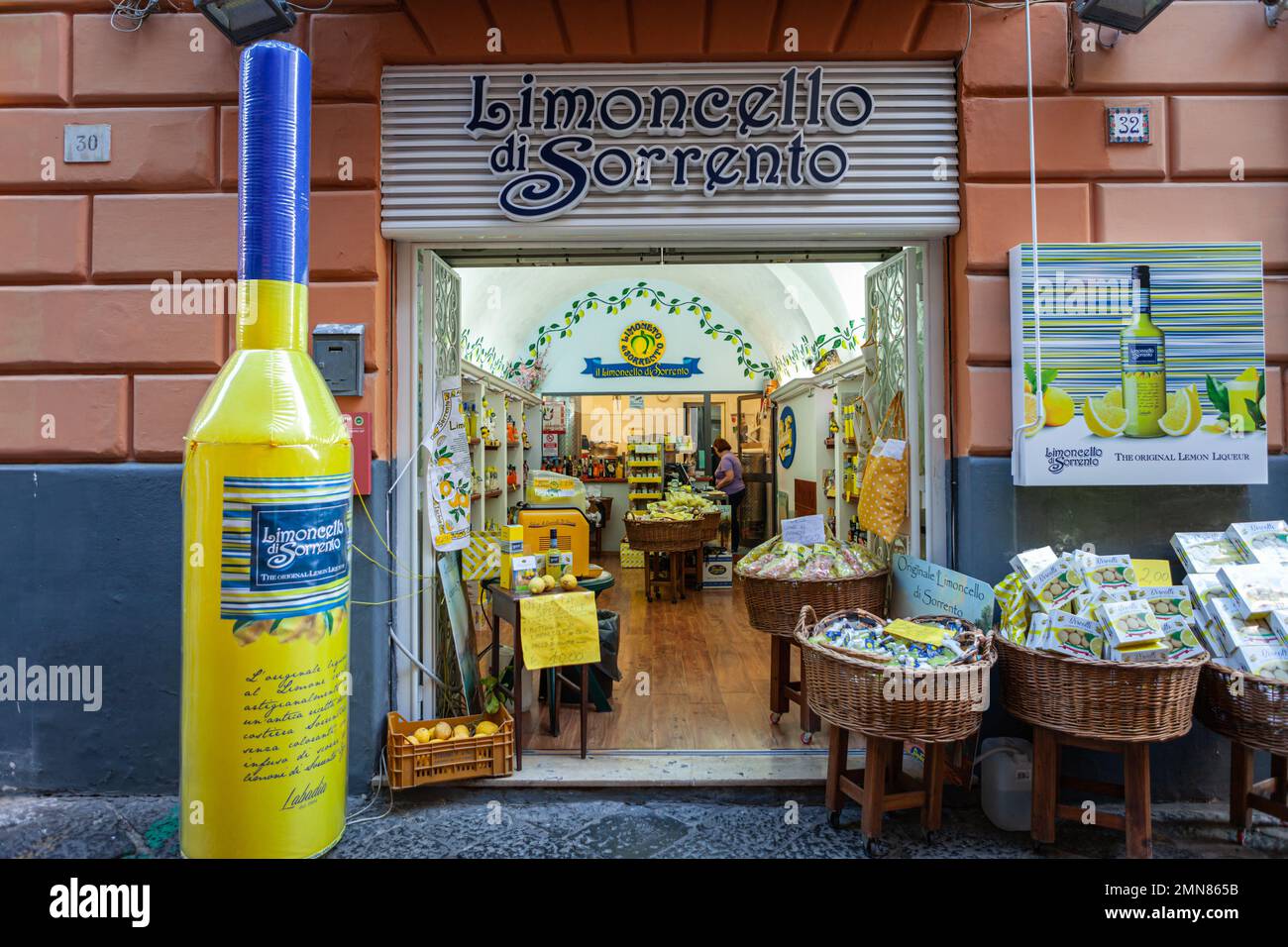 Limoncello Shop entrance, Sorrento, Italy Stock Photo - Alamy