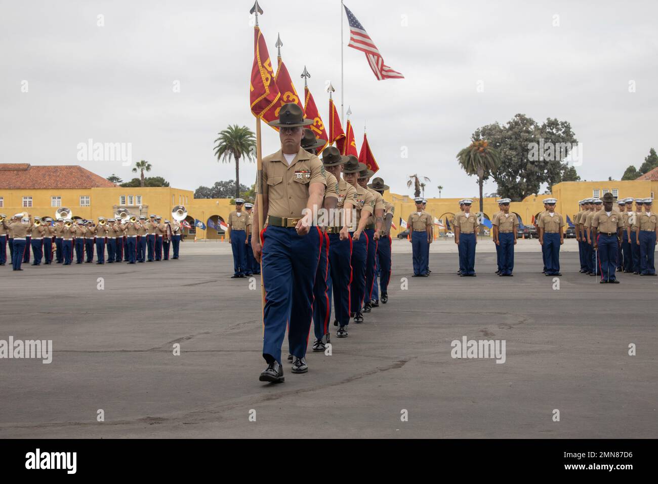 U.S. Marine Corps drill instructors with Fox Company, 2nd Recruit ...