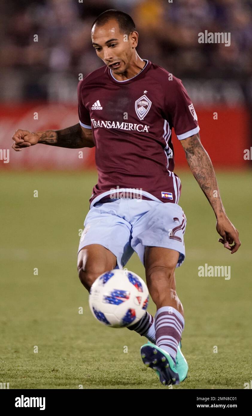 Colorado Rapids defender Edgar Castillo (2) moves the ball against the ...