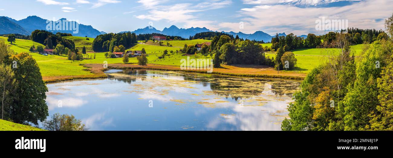Mountain range panoramic hi-res stock photography and images - Alamy