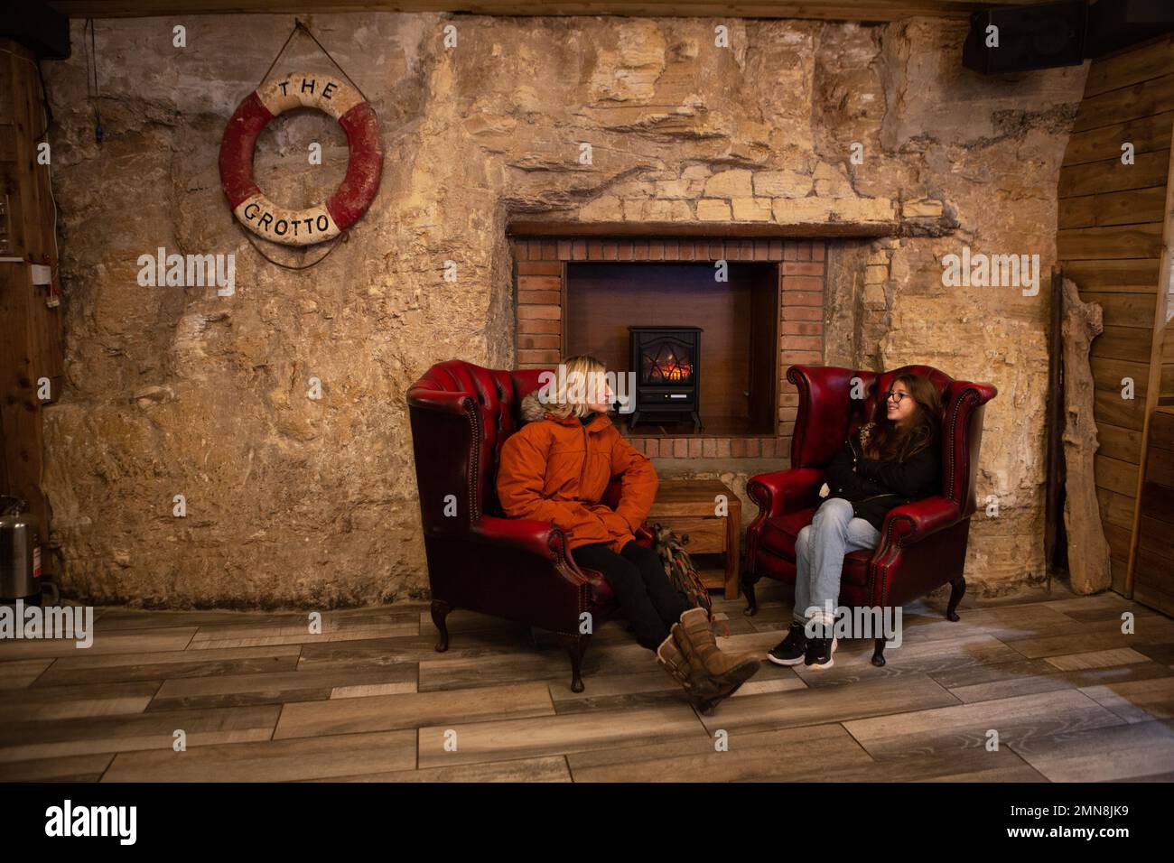 Marsden Grotto pub and restaurant. The Pub Walk in South Shields ...