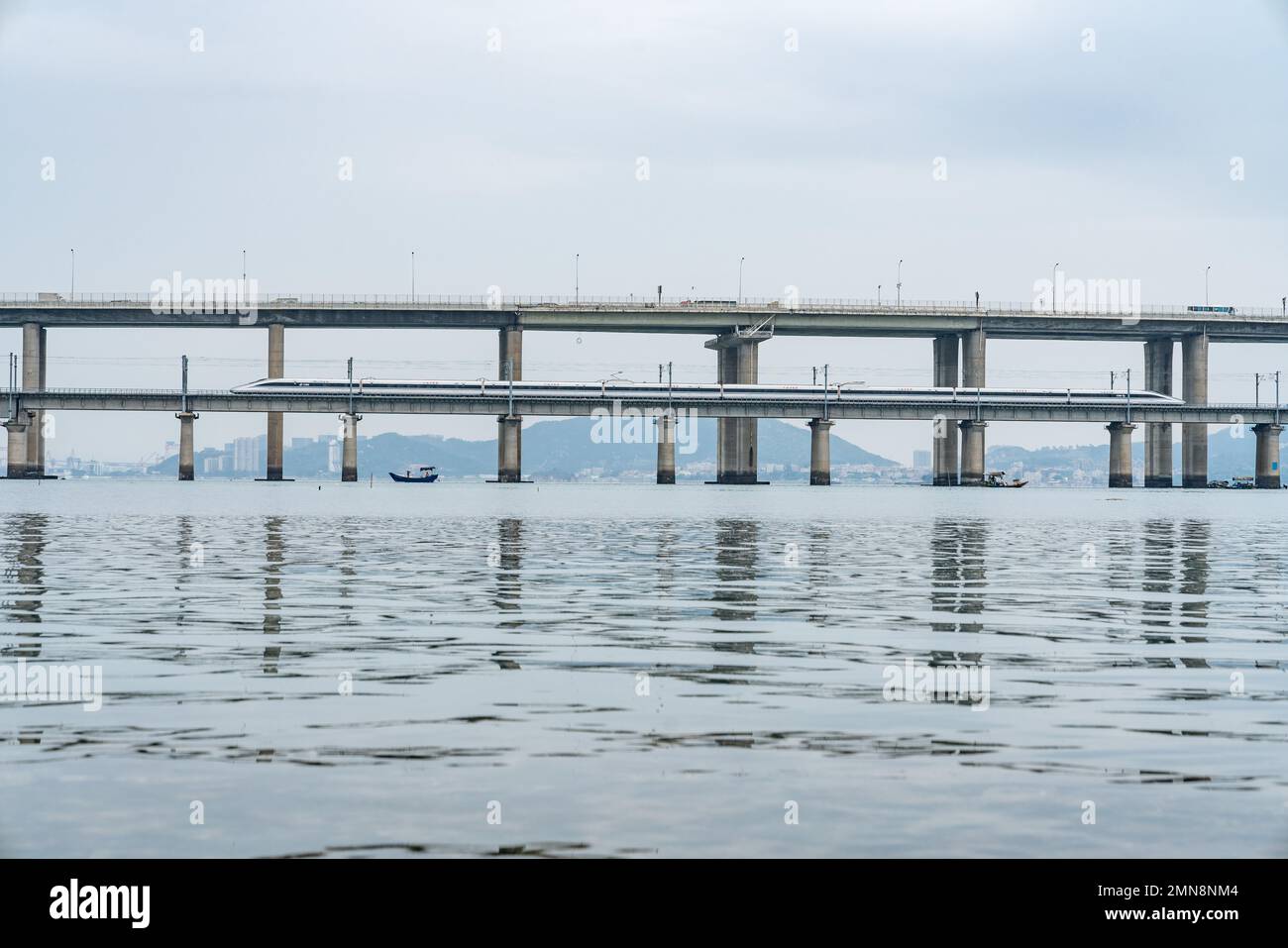 Shaped bridge hi-res stock photography and images - Alamy