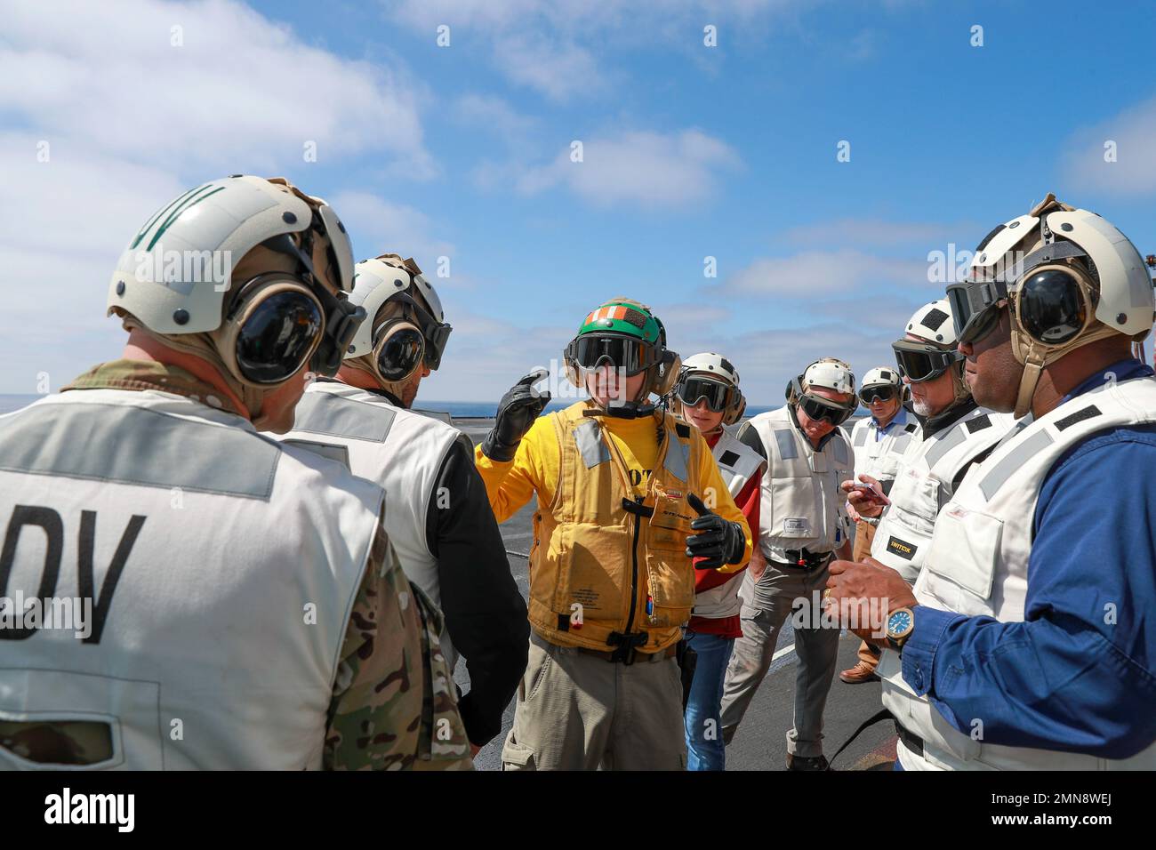 PACIFIC OCEAN (Sept. 29, 2022) Lt. Alex Cleaveland, from Council Bluffs ...