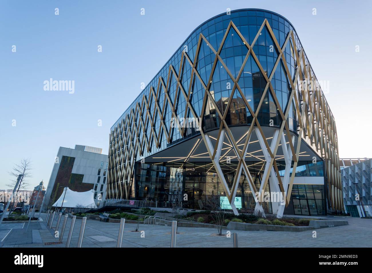 Wide angle view of The Catalyst building at Newcastle Helix science ...