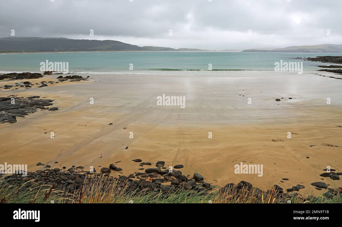 Beach on Curio Bay - New Zealand Stock Photo - Alamy