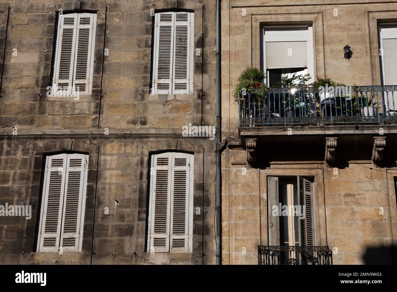 before and after facelift comparison of clean building facade ...