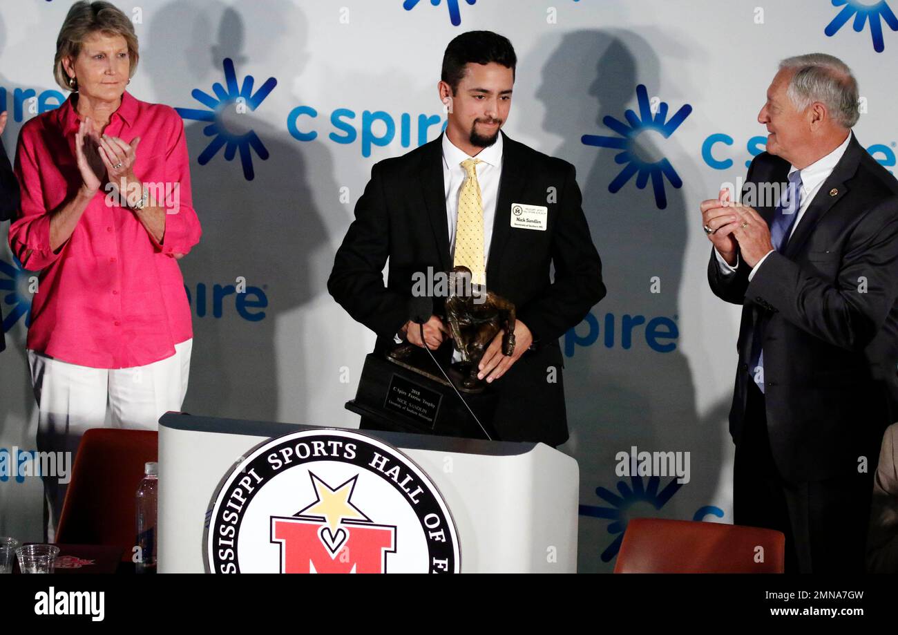 Margaret Ferriss White, left, daughter of the late Dave "Boo" Ferriss ...