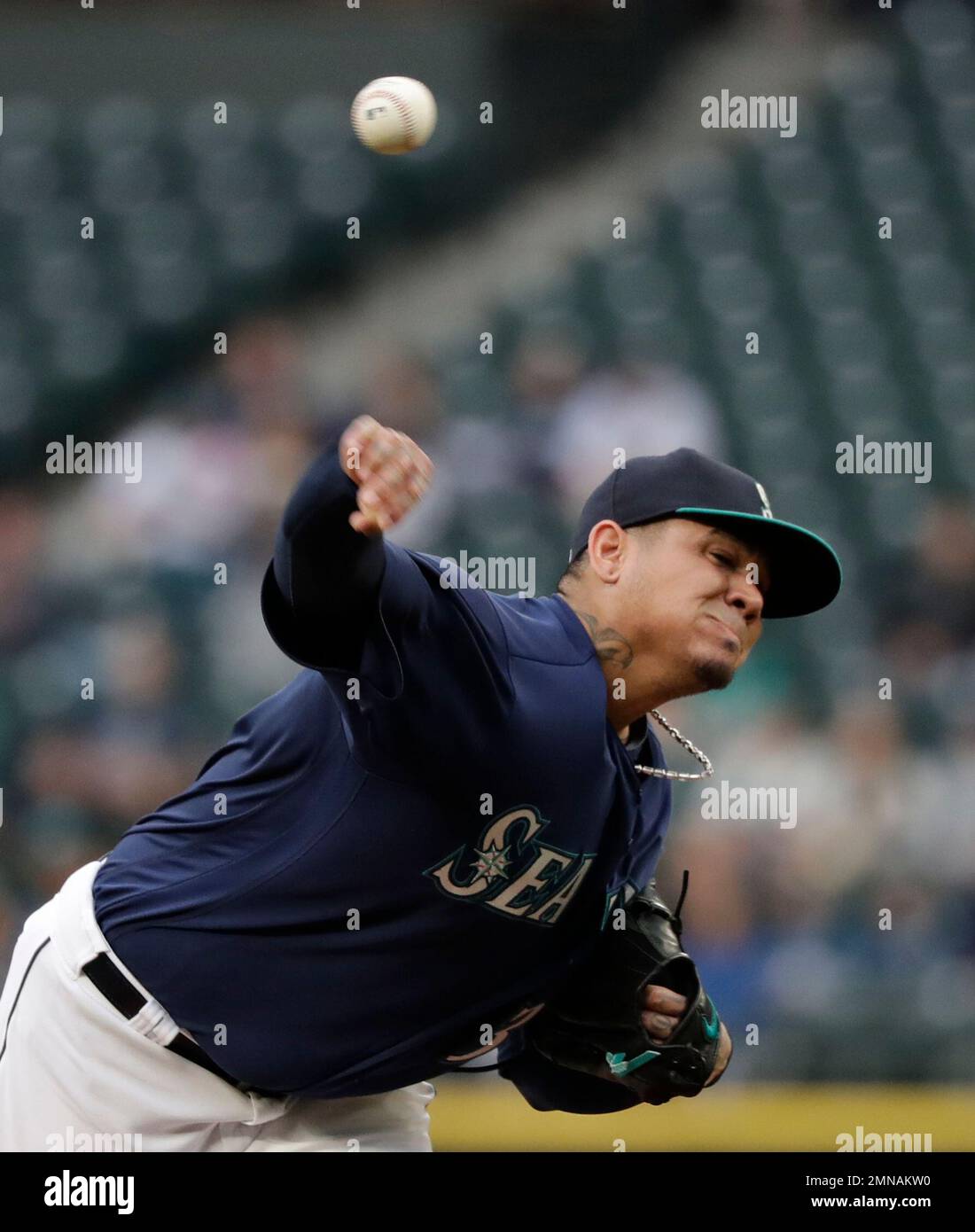 Seattle Mariners starting pitcher Felix Hernandez throws against the ...