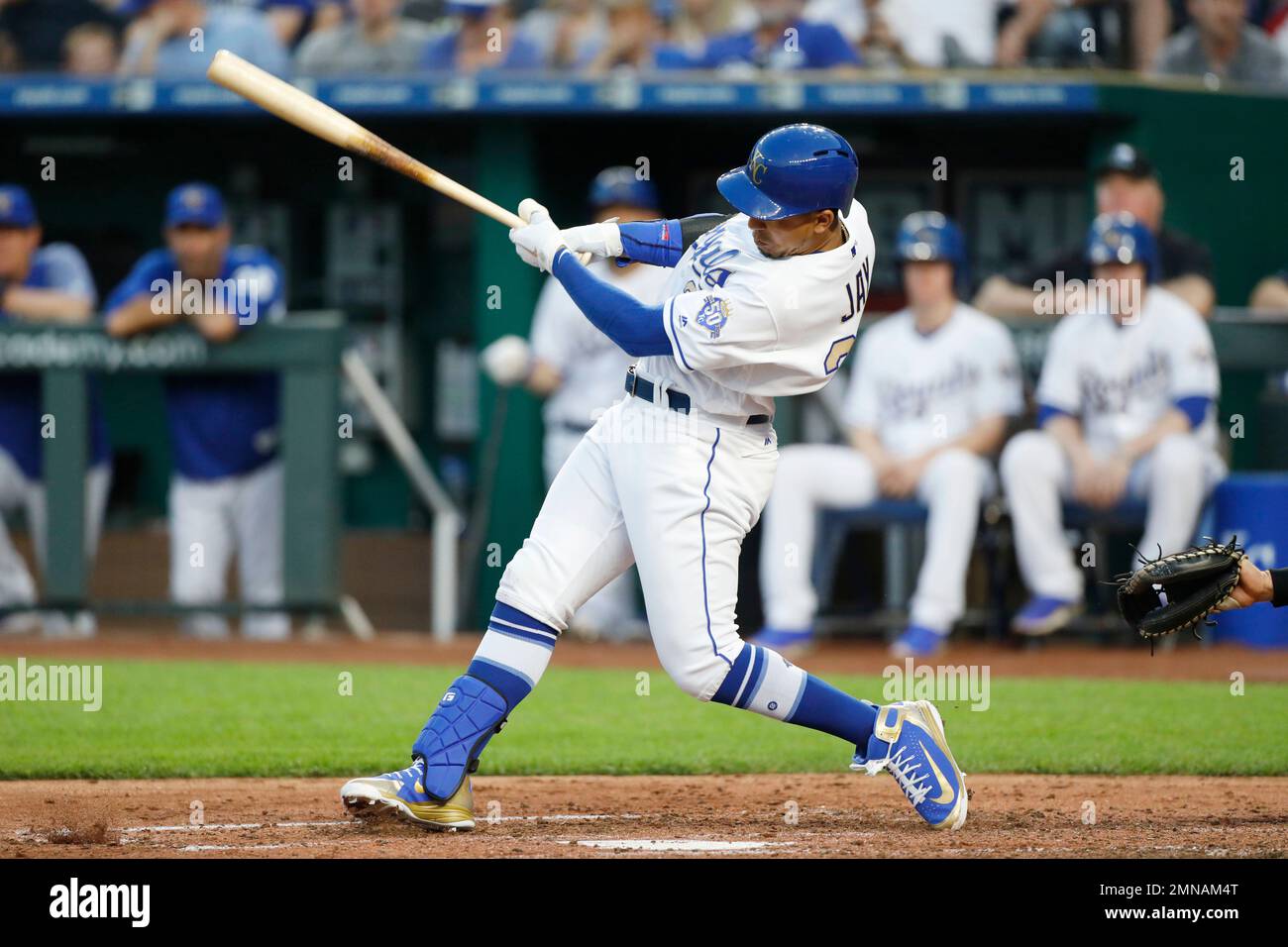 Kansas City Royals' Jon Jay hits an RBI-single in the third inning of a ...