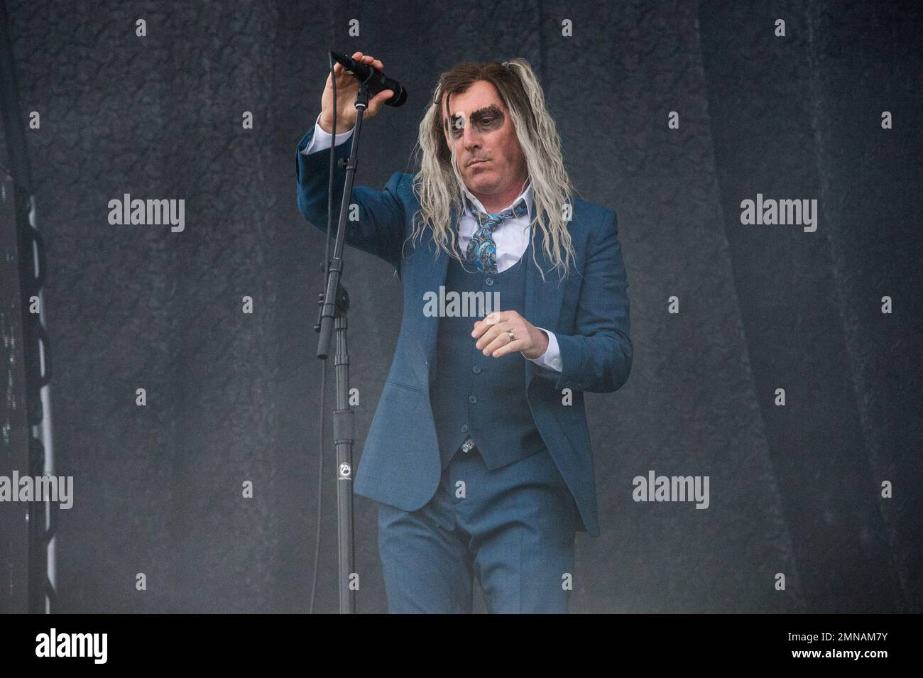 Maynard James Keenan of A Perfect Circle performs at the Rock On The ...