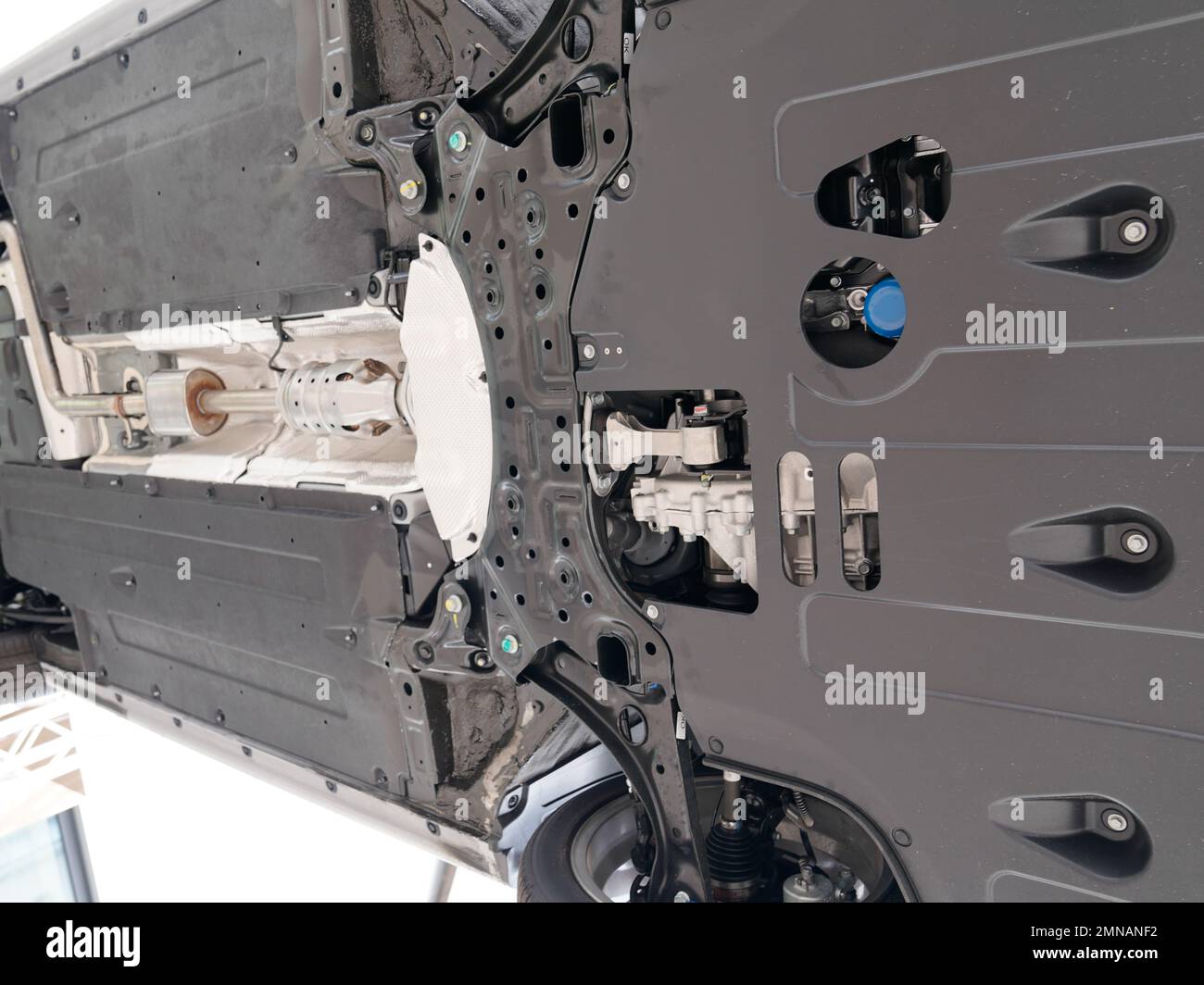 Raised chassis hi-res stock photography and images - Alamy