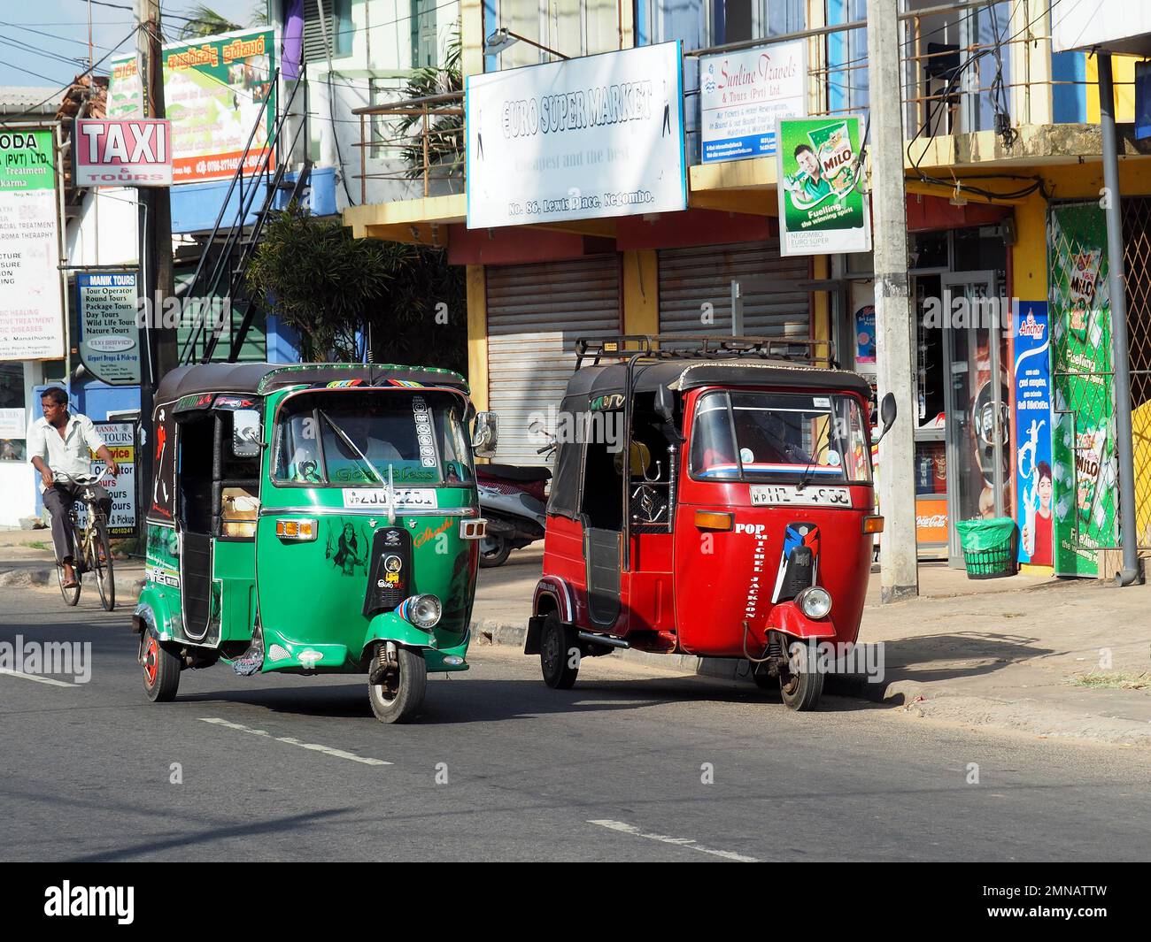Tuk tuk, motorised rickshaw, Negombo city, Western Province, Srí Lanka ...