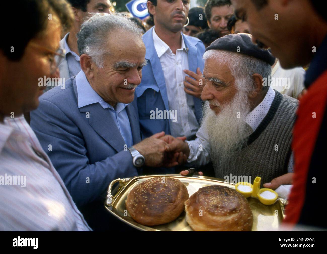 A traditional bread and salt welcome for Israel's Prime Minister ...