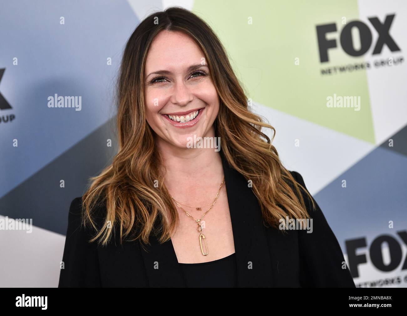 Actress Jennifer Love Hewitt attends the Fox Networks Group 2018 ...