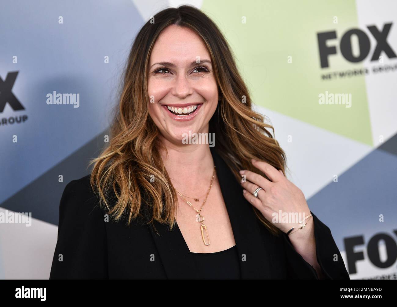 Actress Jennifer Love Hewitt attends the Fox Networks Group 2018 ...