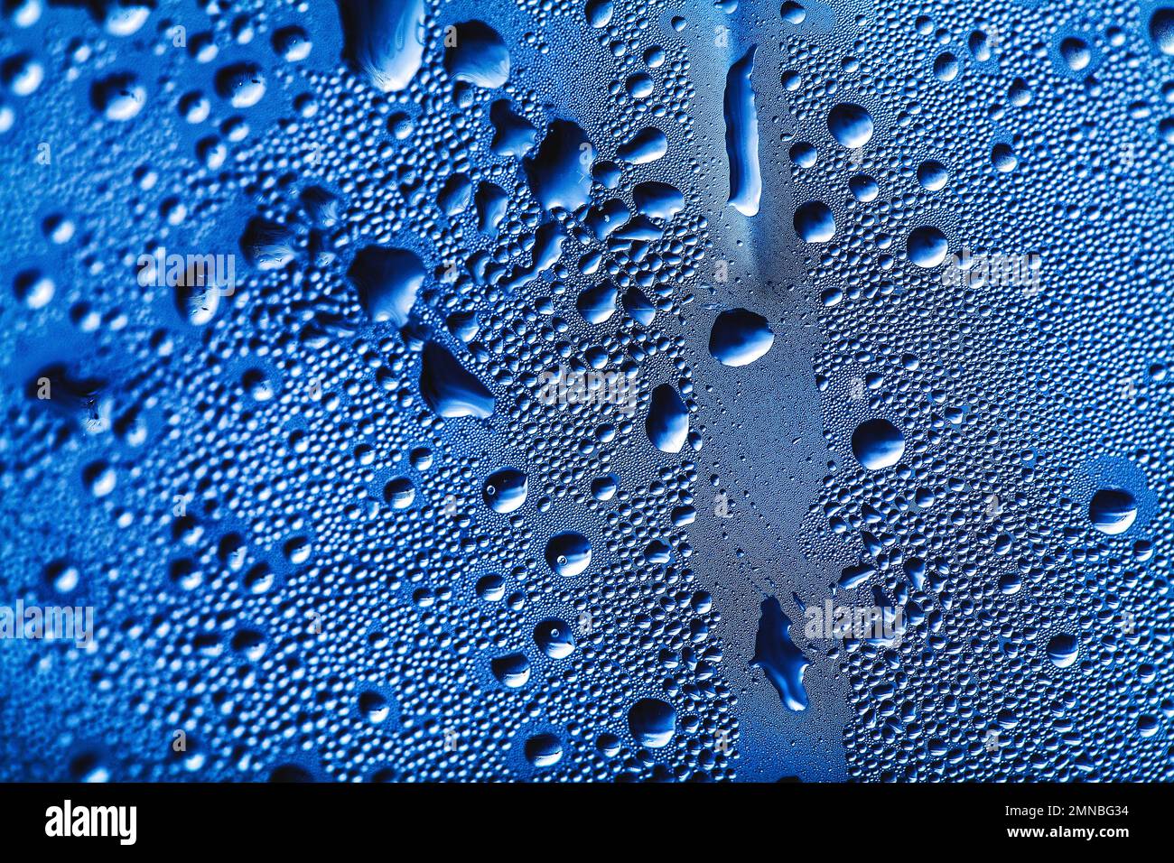 Water drops on the surface of a plastic bottle Stock Photo - Alamy