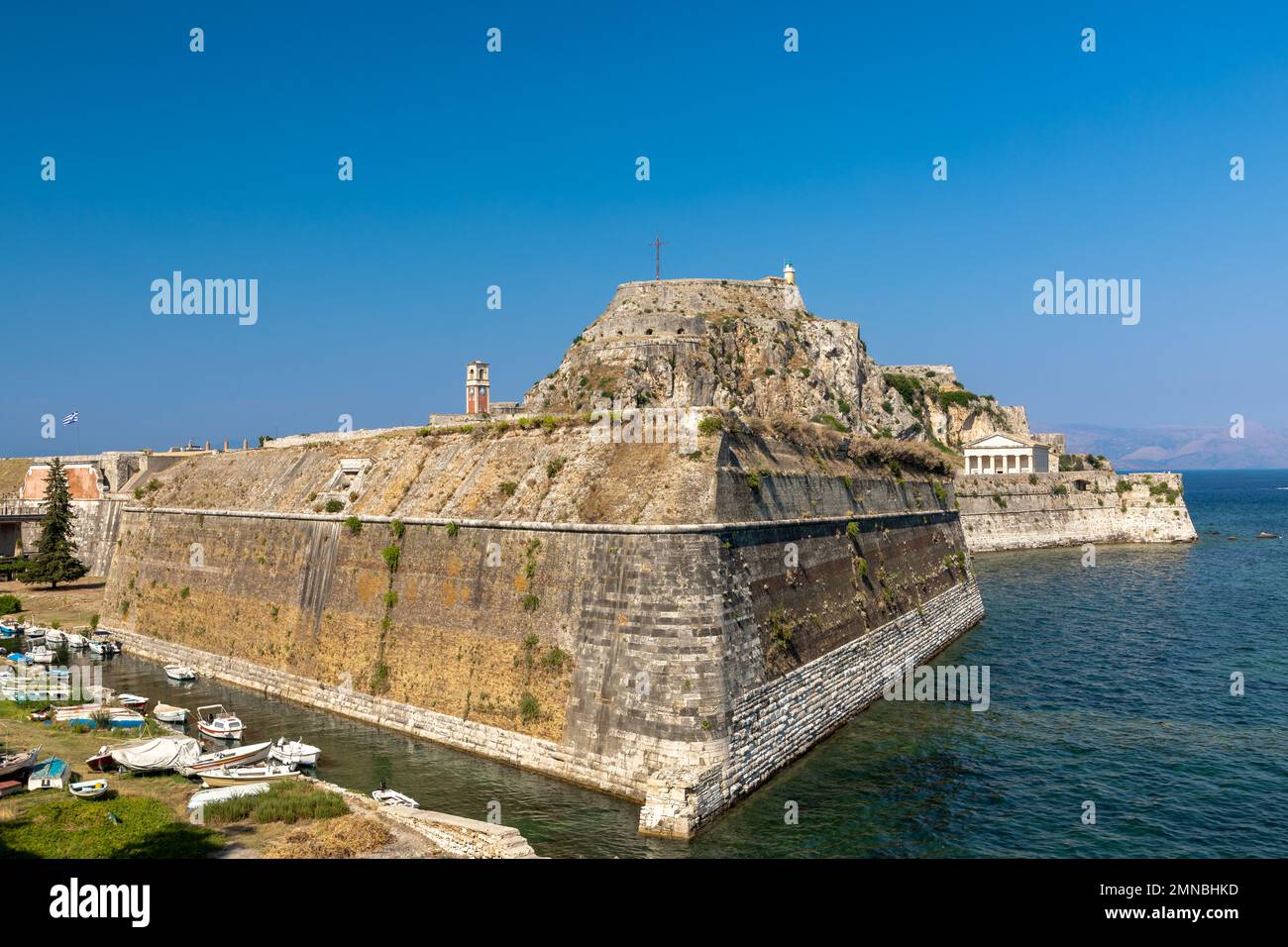 Old tower stone fortress hi-res stock photography and images - Alamy