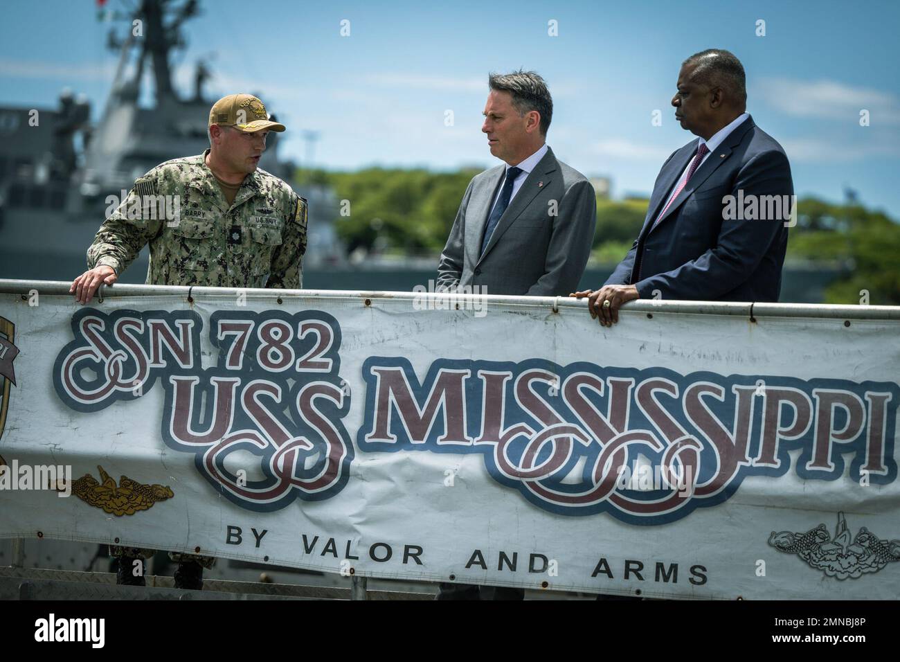 Cmdr. Edward Barry, Commanding Officer, USS Mississippi (SSN 782) guide ...