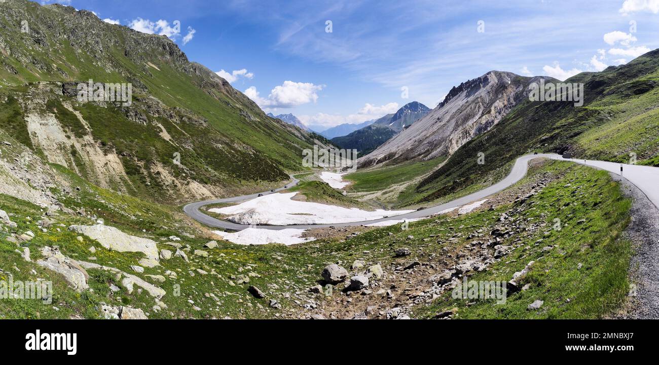 Livigno, Italy: panorama of the forcola pass Stock Photo - Alamy