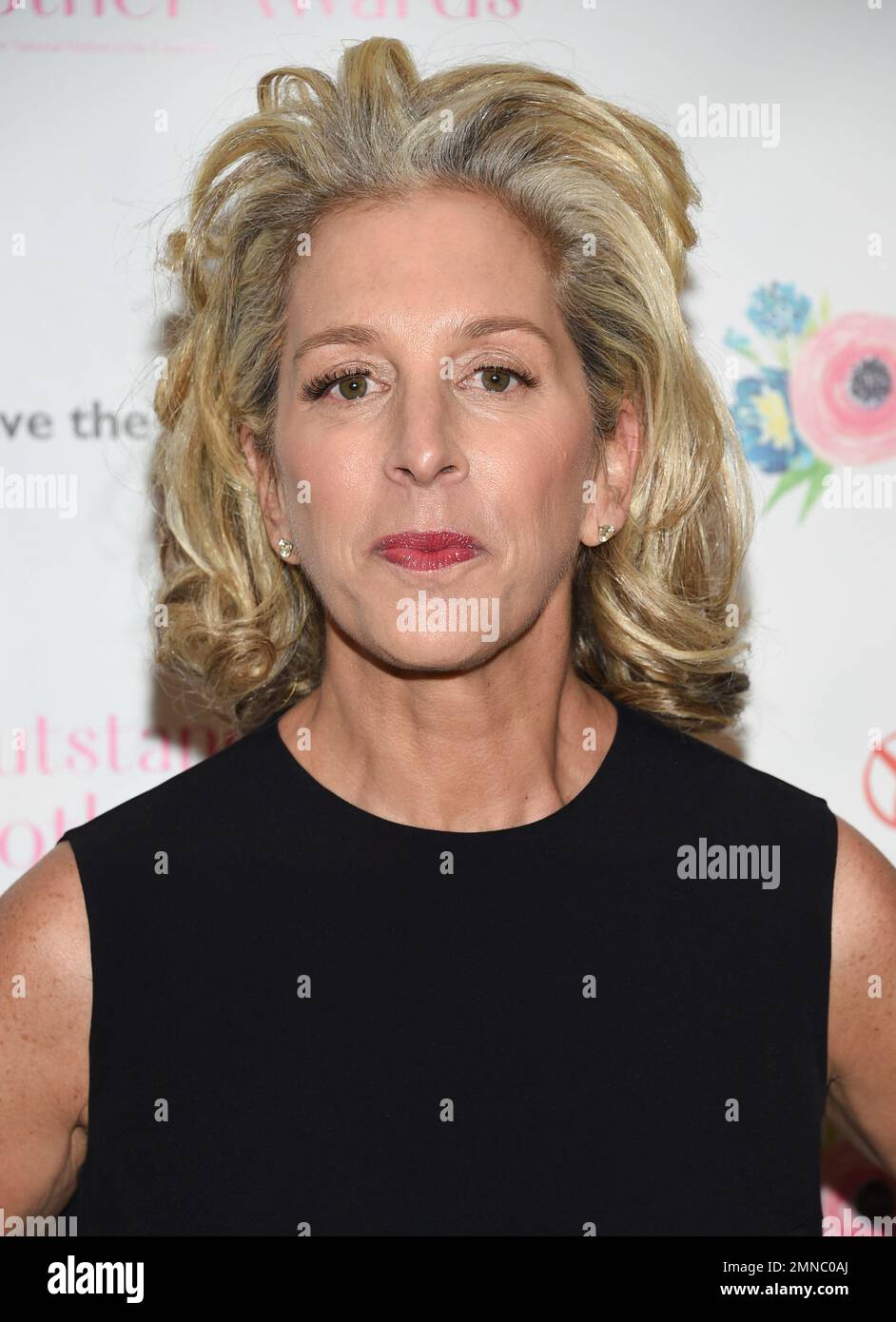 Honoree, Victoria's Secret CEO, Jan Singer attends the 2018 Outstanding ...