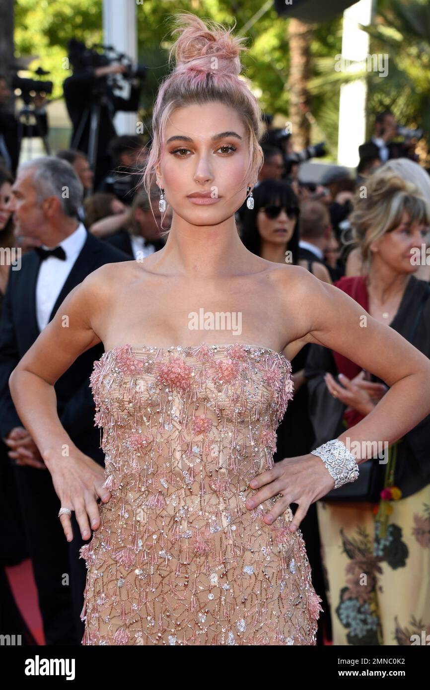 Model Hailey Baldwin poses for photographers upon arrival at the ...
