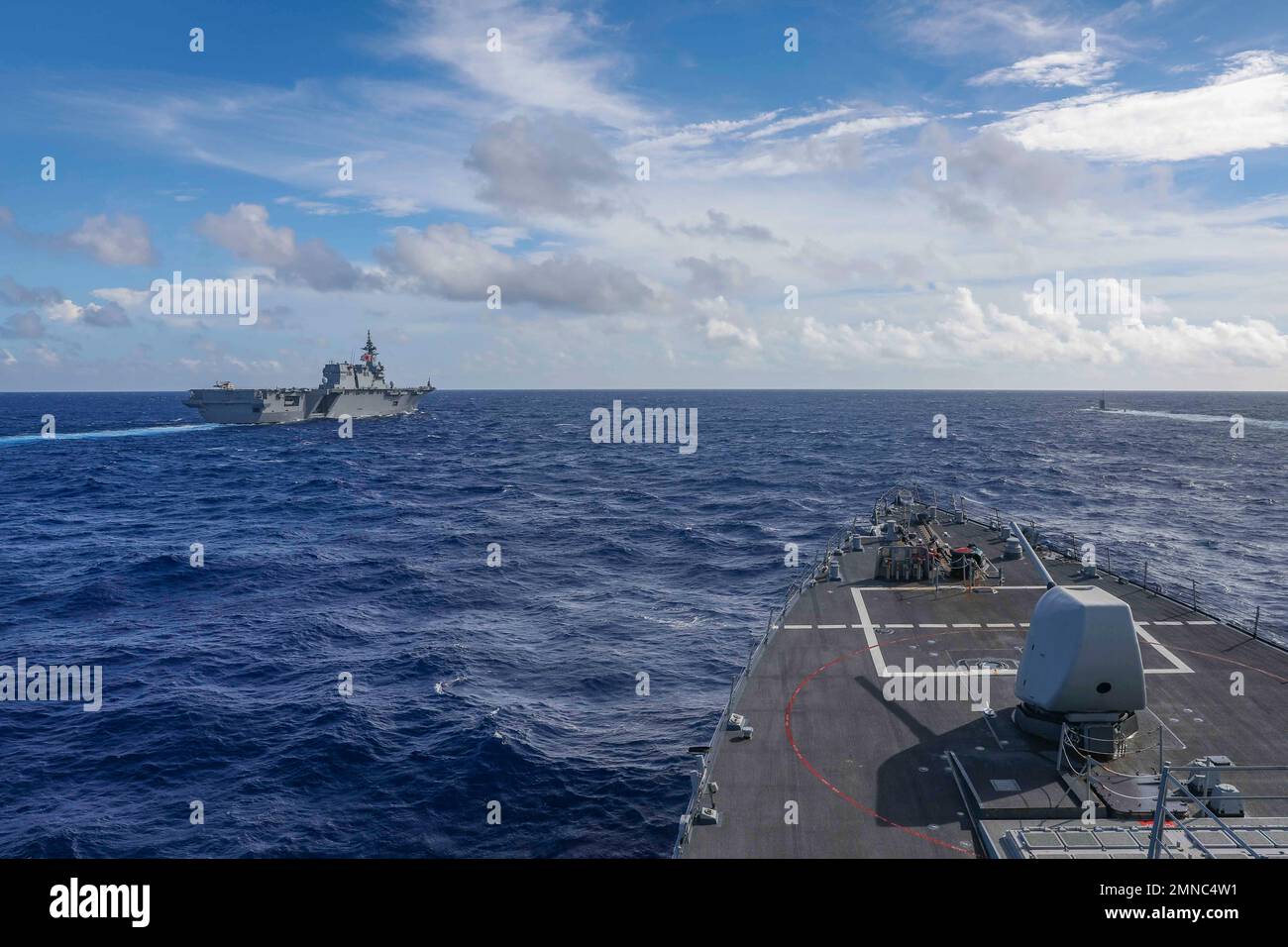 SOUTH CHINA SEA (Oct. 1, 2022) Arleigh Burke-class guided-missile ...