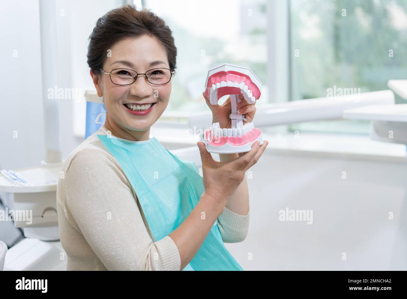 Medical model patients dental hi-res stock photography and images - Alamy