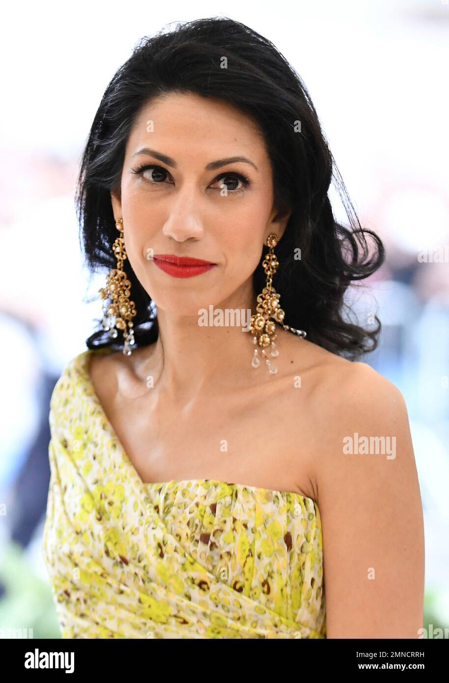 Huma Abedin attends The Metropolitan Museum of Art's Costume Institute ...
